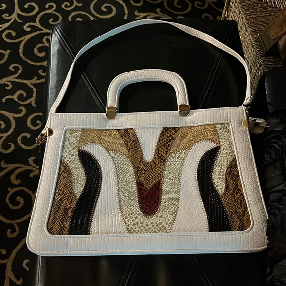 Lakemont | Bags | Vintage Lakemont White Animal Print Faux Leather ...